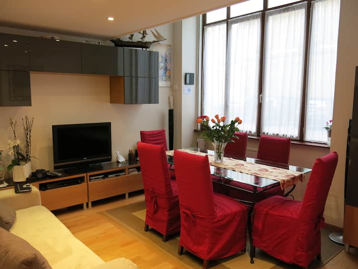 Petit Appartement Accueillant Monceau - Paris