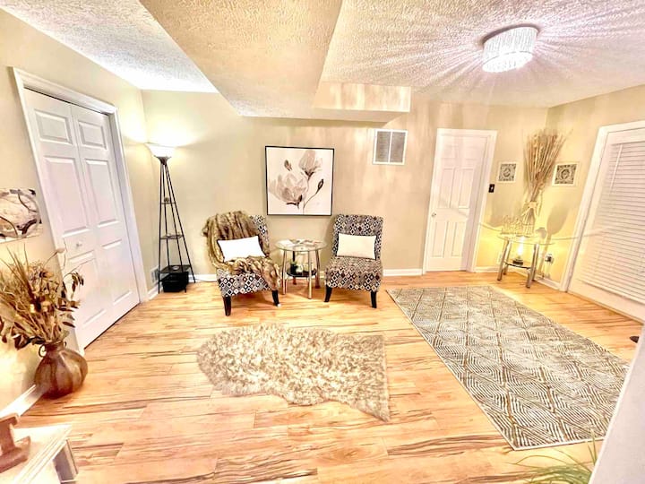 New Management! Tranquility Suite Economy Twin - Waldorf, MD