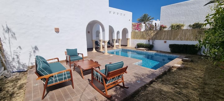 Paisible Villa Lotophages, Piscine, Plage Aghir - Djerba