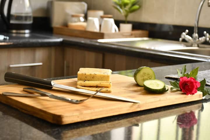 Spacious Self-catering Apartment At Etuna Gardens. - Pretoria