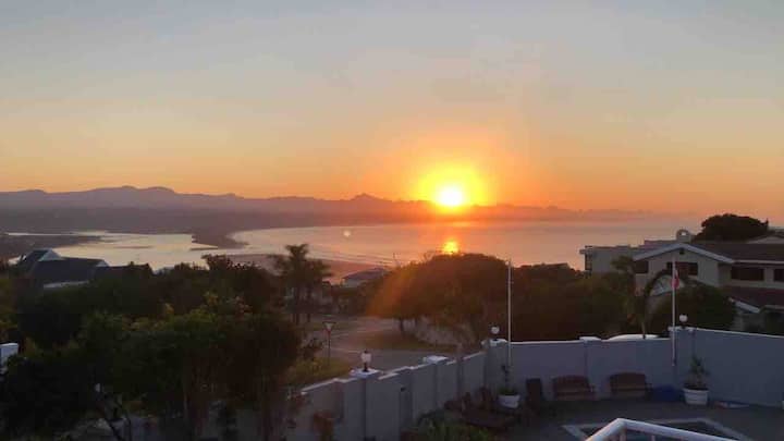 Ocean View, 2 Bedroom Apartment With Sea View - Plettenberg Bay