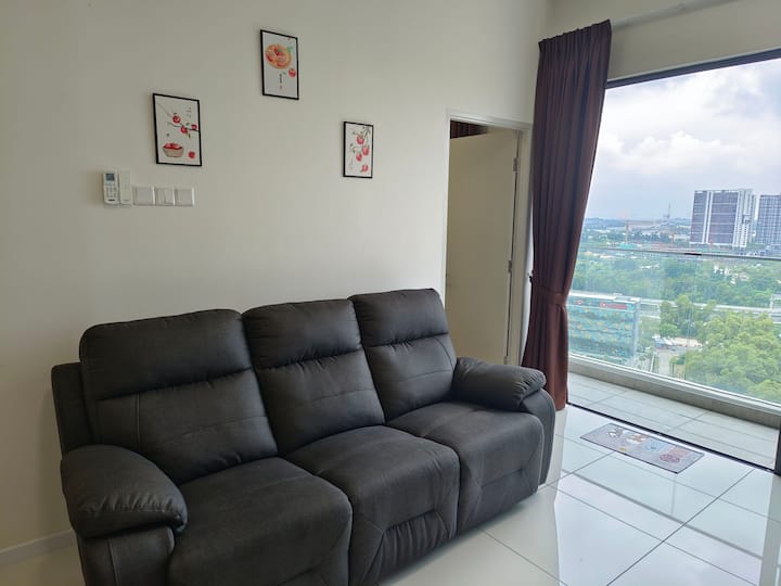 3 Bedroom Condo Staycation@the Glenz Glenmarie - Subang Jaya