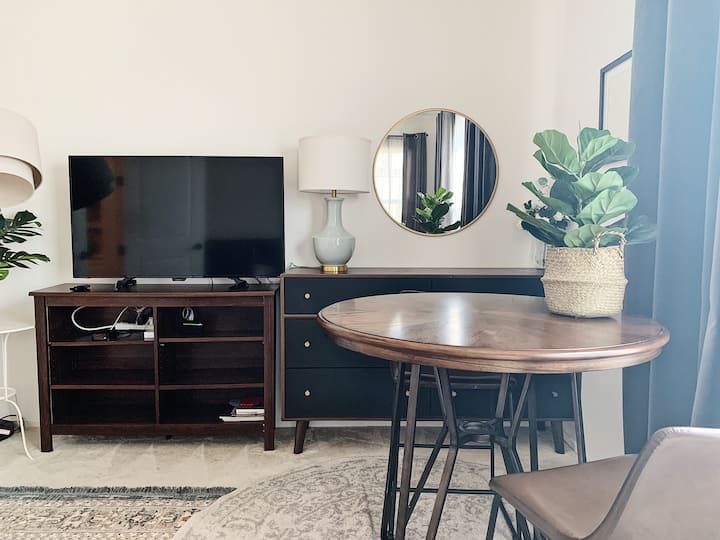 Entire 2 Bedrooms Guest Suite With Separate Entry - Ontario, CA