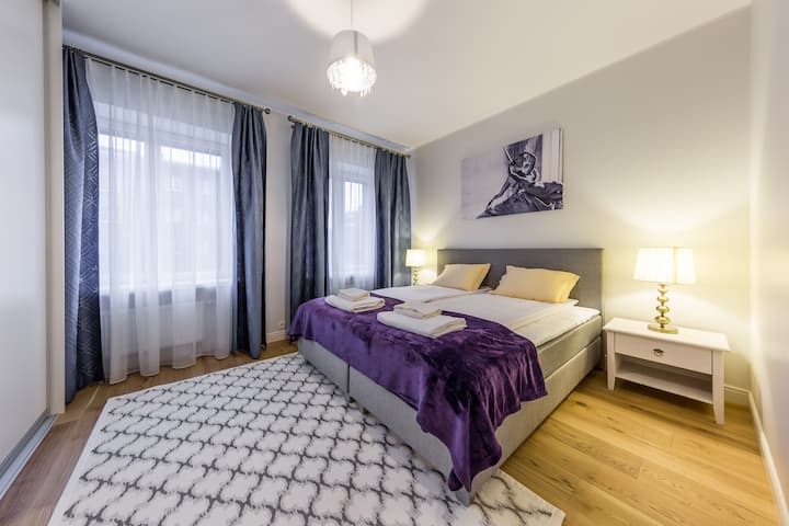 Striking 2 Bedrooms In Tallinn City Center - Tallinn