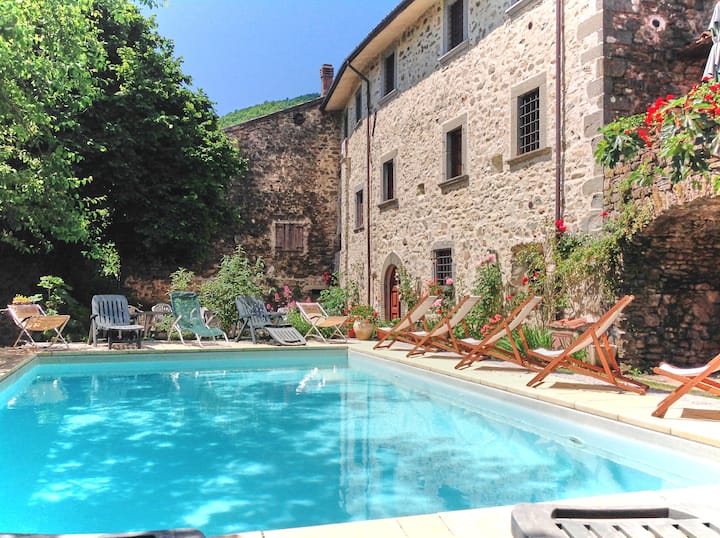 Il Palazzo Del Duca - 25 Pax/ Private Pool - Cerreto Laghi