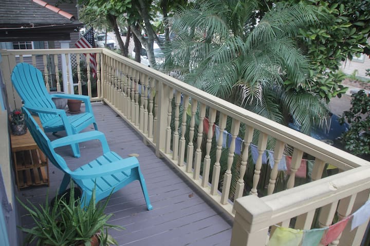 Bywater Beauty, French Quarter & Frenchmen St - New Orleans, LA