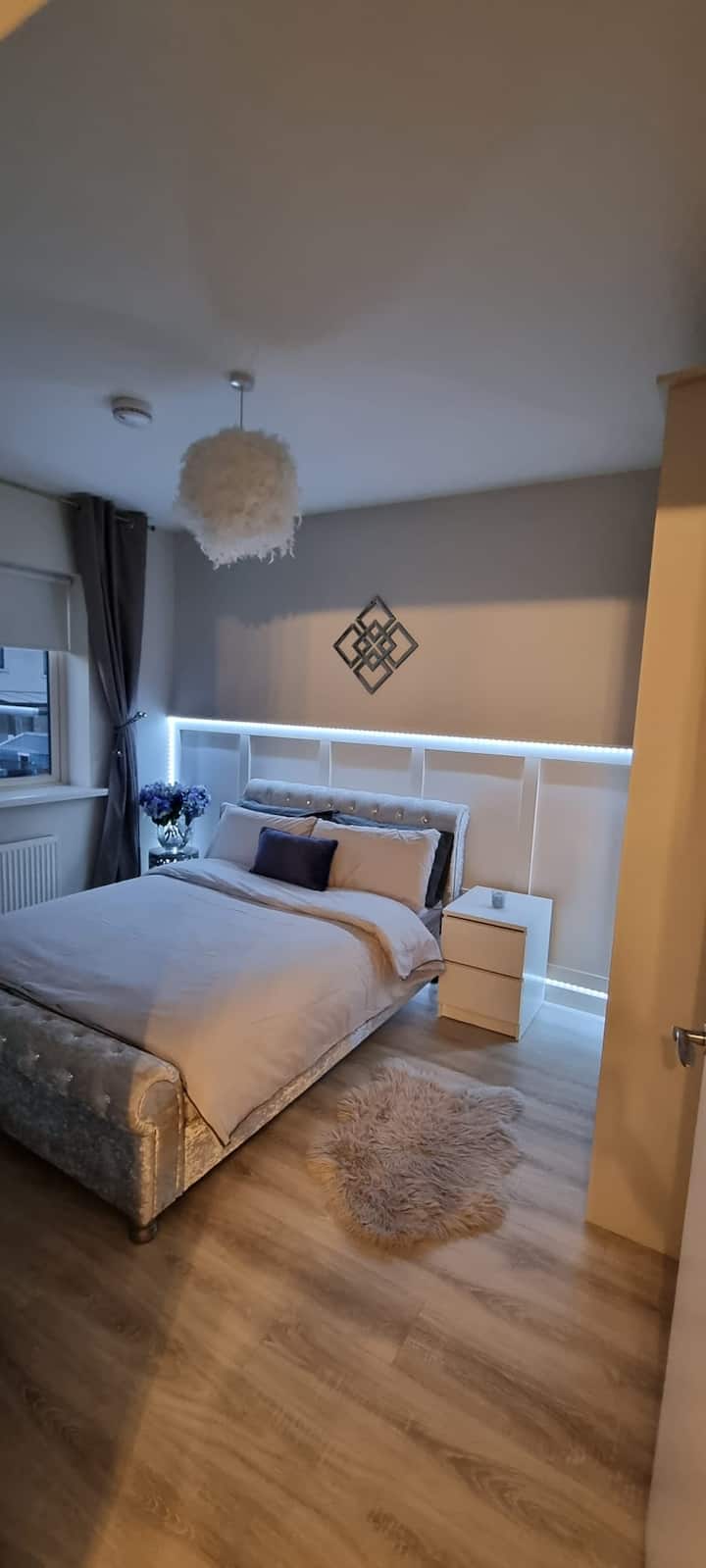 One Bedroom With Double Bed In Swords, Co. Dublin - スウォーズ