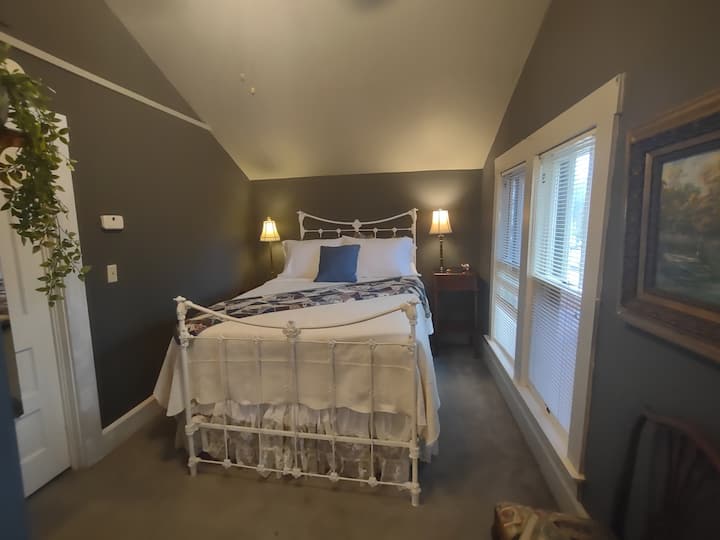 Spring River Stonehouse Inn, Abby’ Room - 阿肯色州