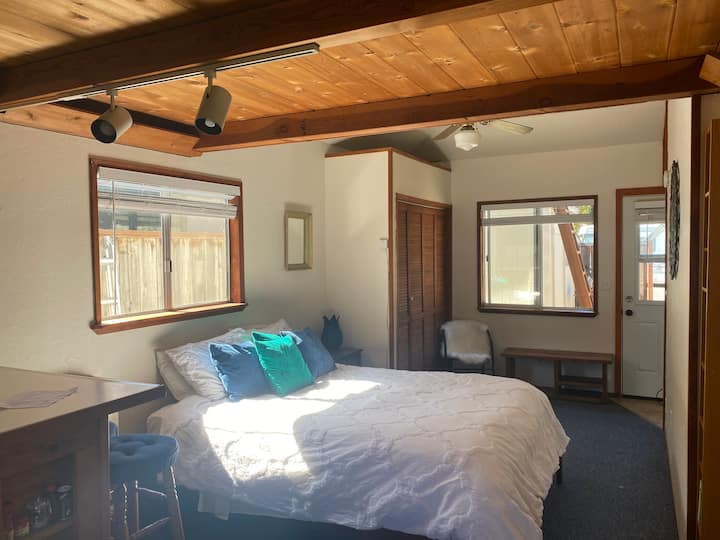 Midtown Studio - Santa Cruz, CA