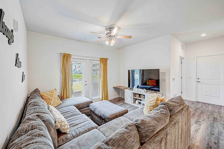 Lake View Suite - Pool, Pet Frdly,  Nr Dtwn Nasjax - Jacksonville, FL