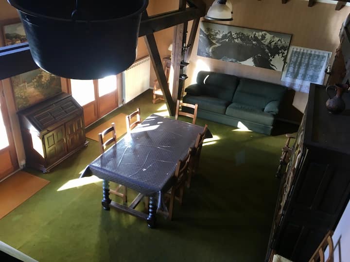 Guzet, Chalet Très Ancien Jusqu'à 18 Couchages ! - Oust