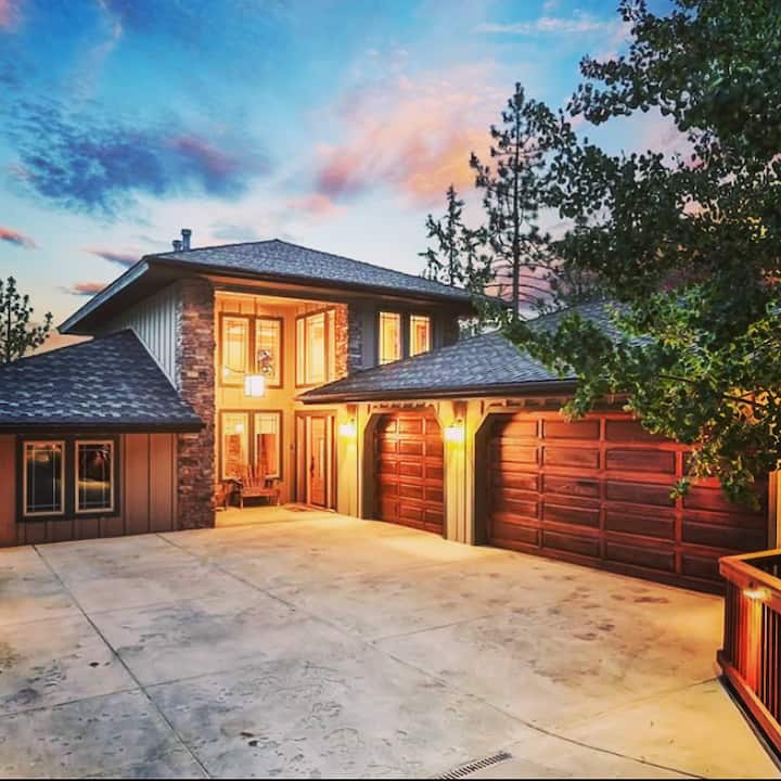 Lake Front Craftsman On The Lake - Big Bear Lake, CA