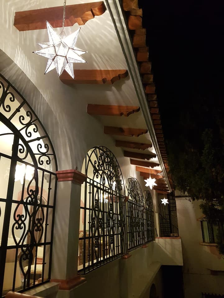 Casa Sol, A 5 Minutos A Pie De Santa Prisca. - Taxco