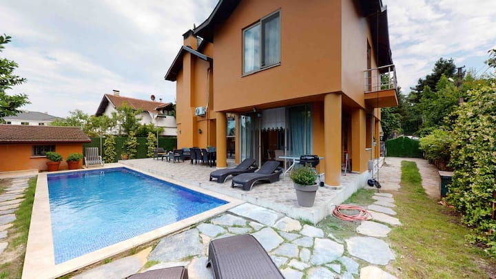 Villa Oranj - Sapanca- Private  With Swimming Pool - Sapanca