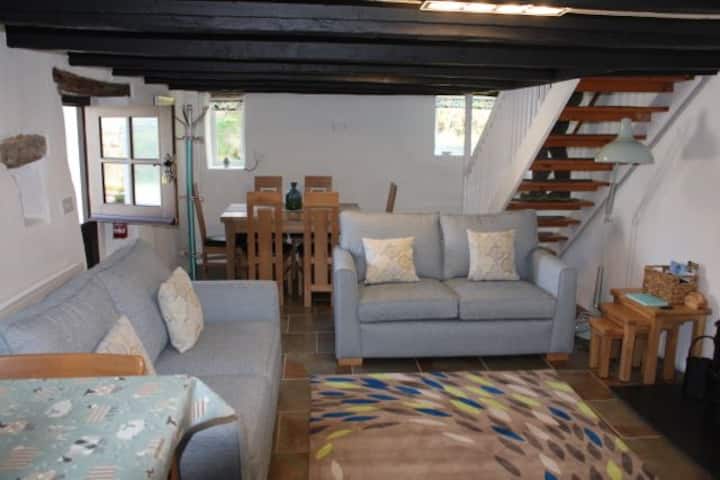 April Cottage - Peaceful Rural Comfort - Liskeard