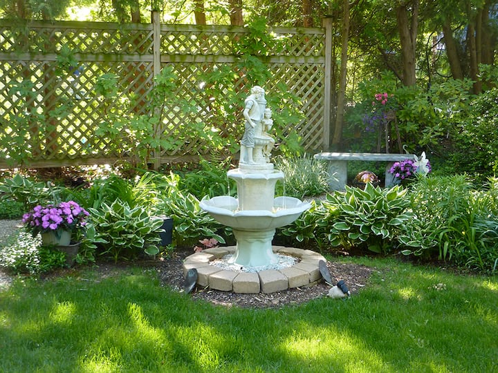 Contemporary Romantic Cottage - 2 Blks. To Sunset - New Buffalo, MI