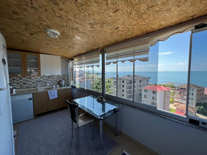 Otel Konforunda Deniz Ve Dağ Manzaralı Aile Evi - Trabzon
