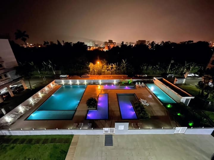 Apartment With Pools Less Than 350 Meters From The Beach - Ubatuba