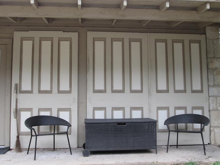 Carriage House On Ranch Homestead In Hill Country - Helotes, TX