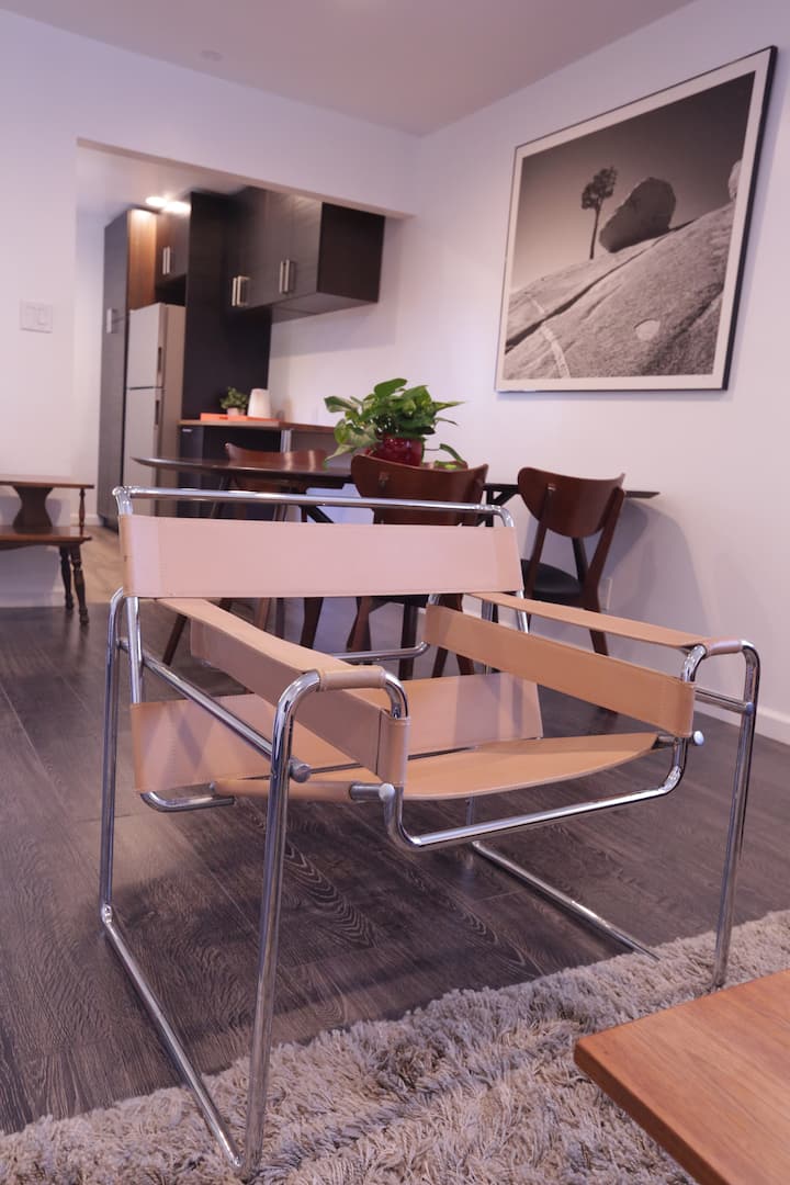 2 Bedroom Newly Remodeled Comfy Modern Apartment - Manhattan Beach, CA
