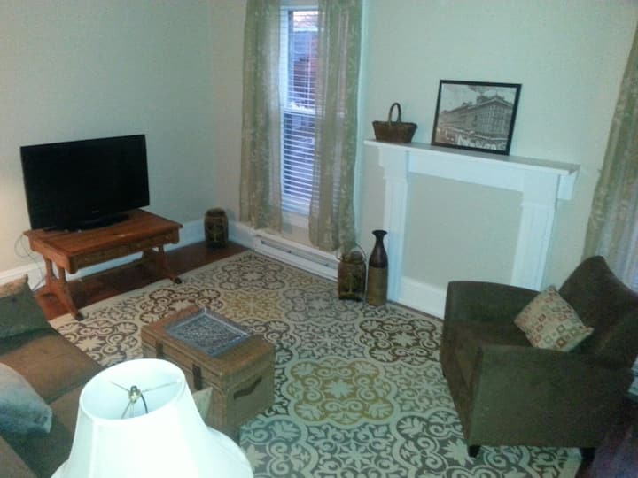 City Apartment-tiltlandia Sweet Suite - Wilmington, DE