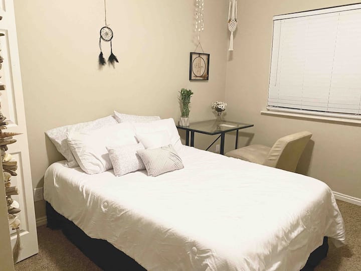 Private Room In Shared Home - Logan, UT