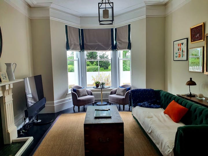 Extremely Large Period Space -  Heart Of Falmouth - Falmouth