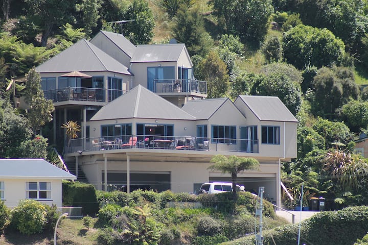 Kaiteriteri Apartments:  Upper Apartment - Kaiteriteri