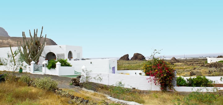 Villa Tranquila En ÓRzola, Lanzarote. - La Graciosa