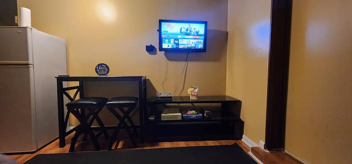 Stadiumbnb#3
A Small Getaway To Find Peace Of Mind - Miramar, FL