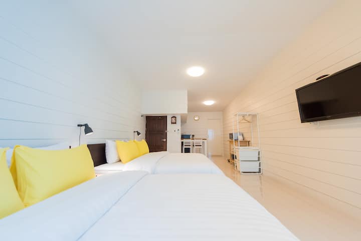 Homeroom L4 In Center Of Bangkok, Walkable To Mall - Bangkok