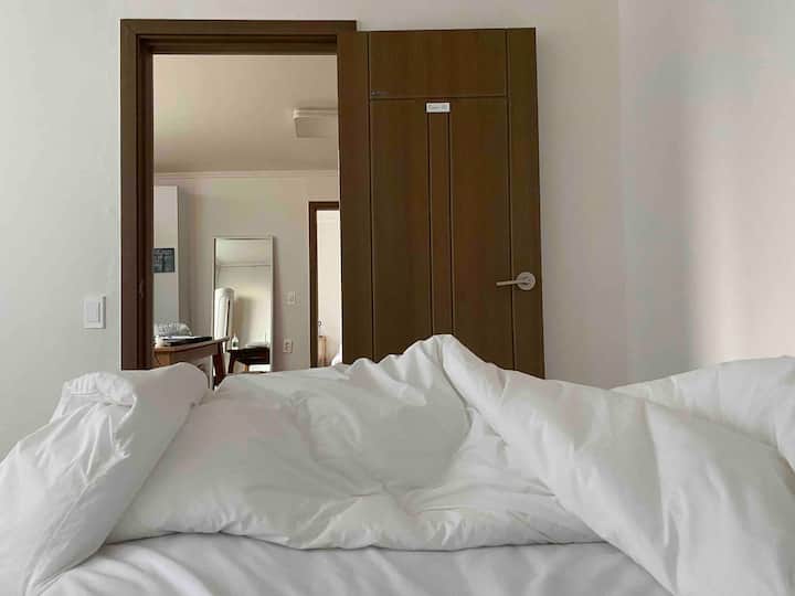 Rare : K-drama Type House With Kid-friendly Yard - Seoul