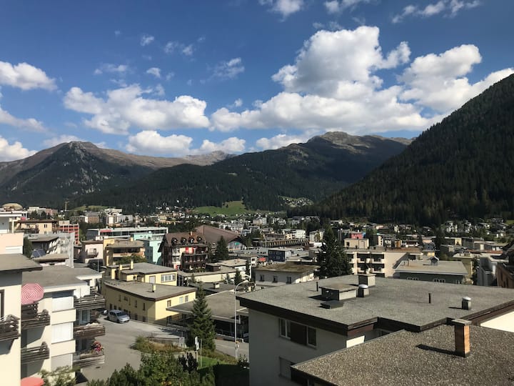 3 1/2 Room Downtown Appartment With A View - Davos