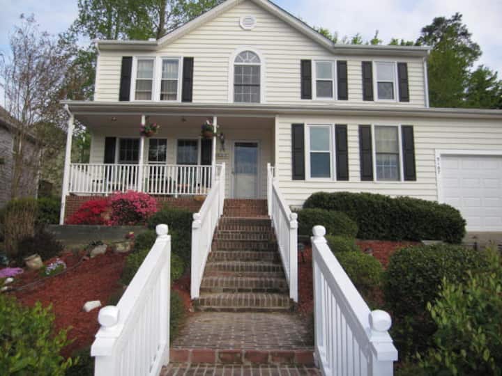 Beautiful Home Near Duke, Unc,rtp - Durham, NC