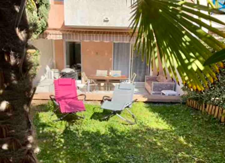 Appartement Ensoleillé ,Jardin Et Parking Couvert - Fréjus