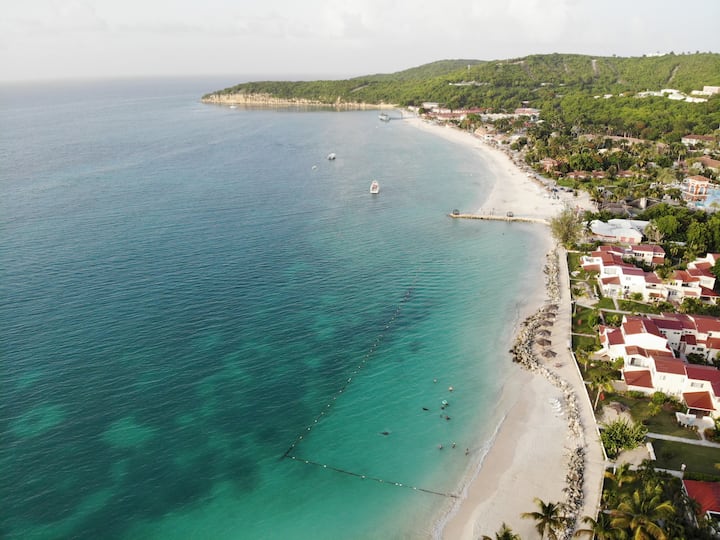 Modern! With Pool, Steps To Beach, Luxe! - Antigua and Barbuda