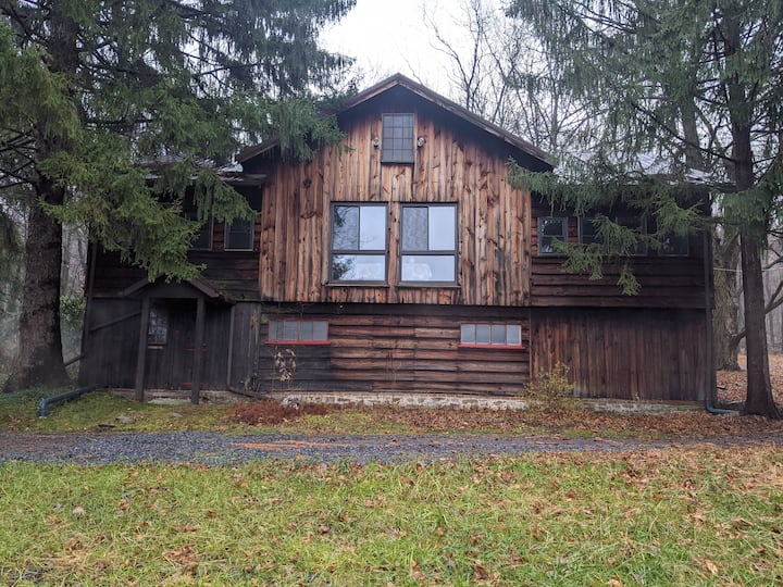 Evergreen Hideaway - Buchanan State Forest, Clearville