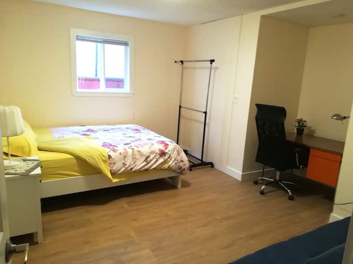 Centralpark Home #R1 - Burnaby