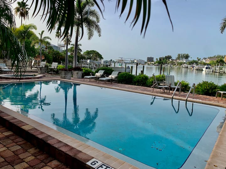 Sunset Beach Paradise - Treasure Island, FL