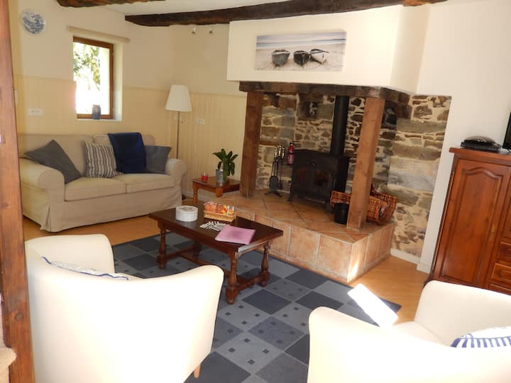 Gite 4 Personnes Avec Piscine Couverte Et Chauffée - Pontivy