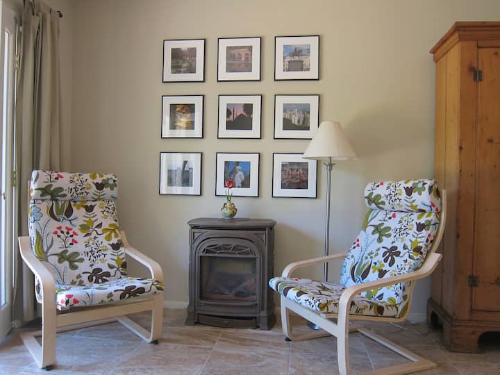 Studio-perfectly Located Retreat - Santa Barbara, CA