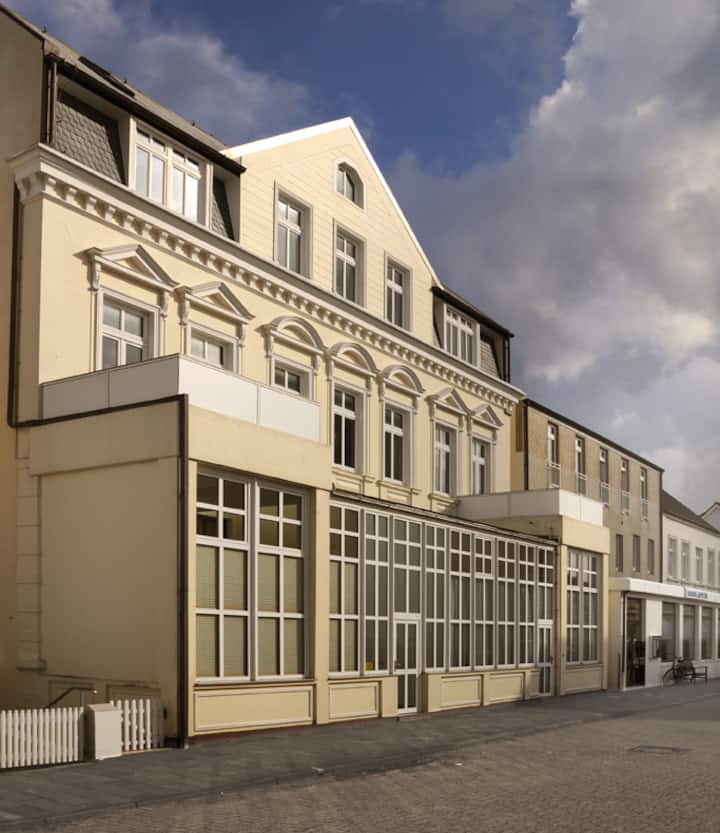 Henrietta Im Seehus - Norderney