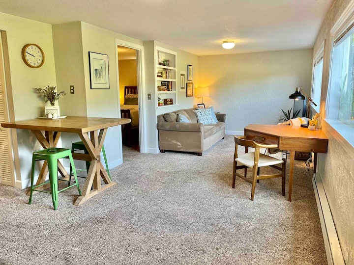 Little Big Sky - Garden Suite Close To Downtown - Washington