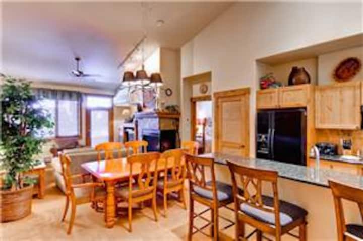 Steamboat Escape - Steamboat Springs