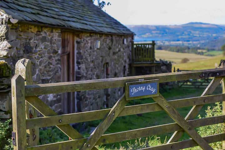 Thorny Crag, Glamping Barn - Keswick