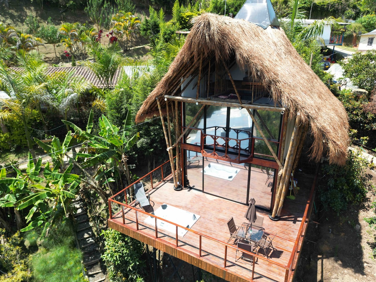 4 Ibuku Luxury Chalet + Pier Lake and Free Kayak - Cabins for Rent in ...