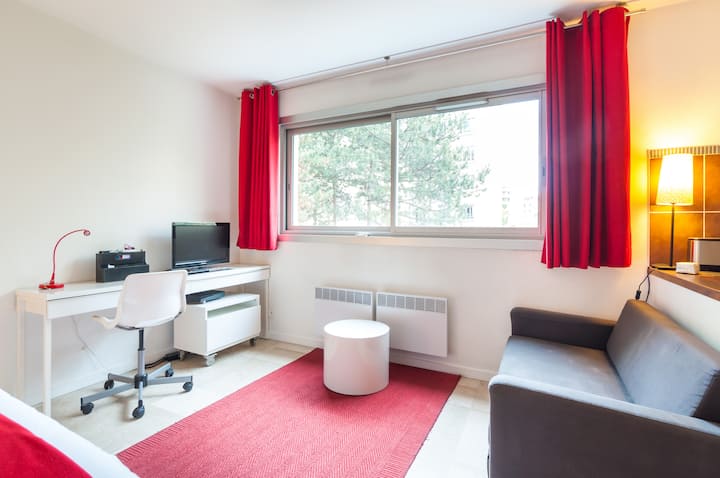 Studio Lumineux Et Moderne Proche Part Dieu - Caluire-et-Cuire