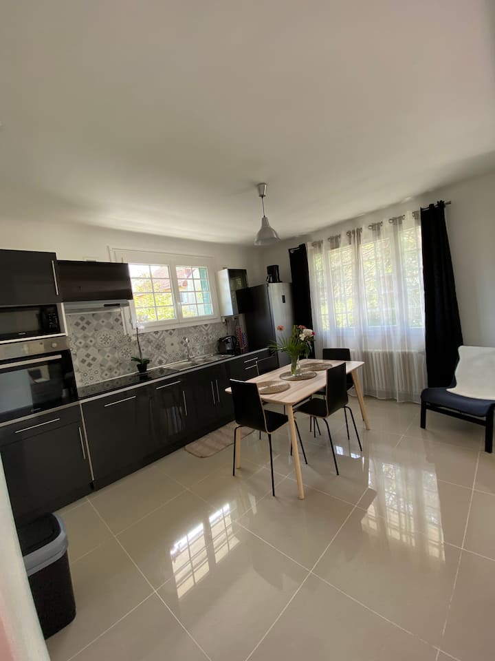 Grand Appartement Proche De Paris - Saint-Maur-des-Fossés