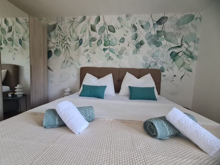 Harmony Home - Betina