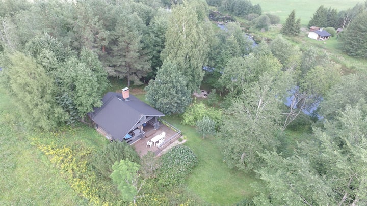 Mökki Joen Rannalla - Kurikka